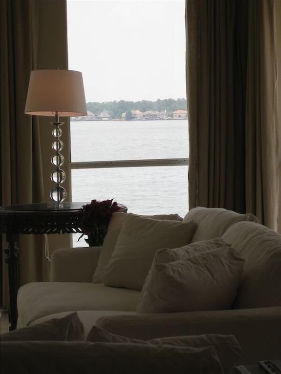 Resort Lake House With Panoramic Views--game Room--fire Pit--high Speed Wifi - Conroe, TX