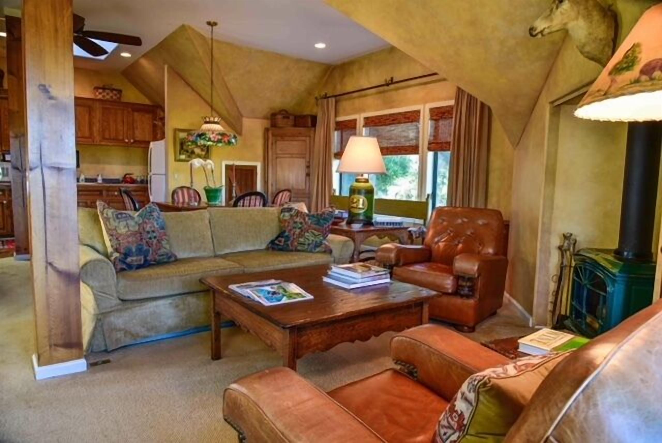 Orchard Hill Farm--elegant Comfort In Desirable West Side Paso Robles! - Halter Ranch, Paso Robles