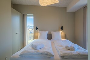 Cortinas blackout, quartos à prova de som, ferros/tábuas de passar roupa