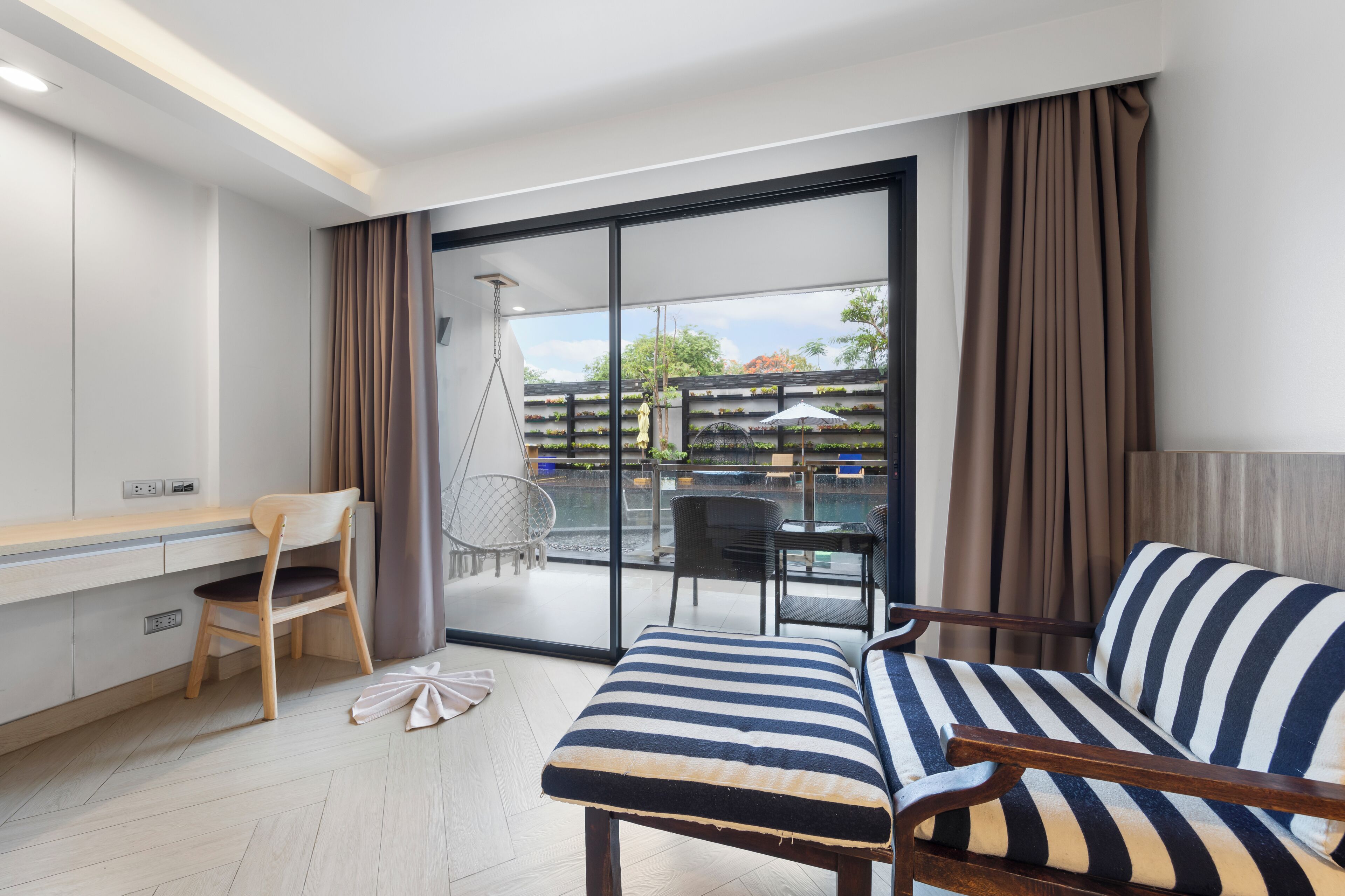 Pool Access King Room | Quartos insonorizados, Wi-fi grátis 