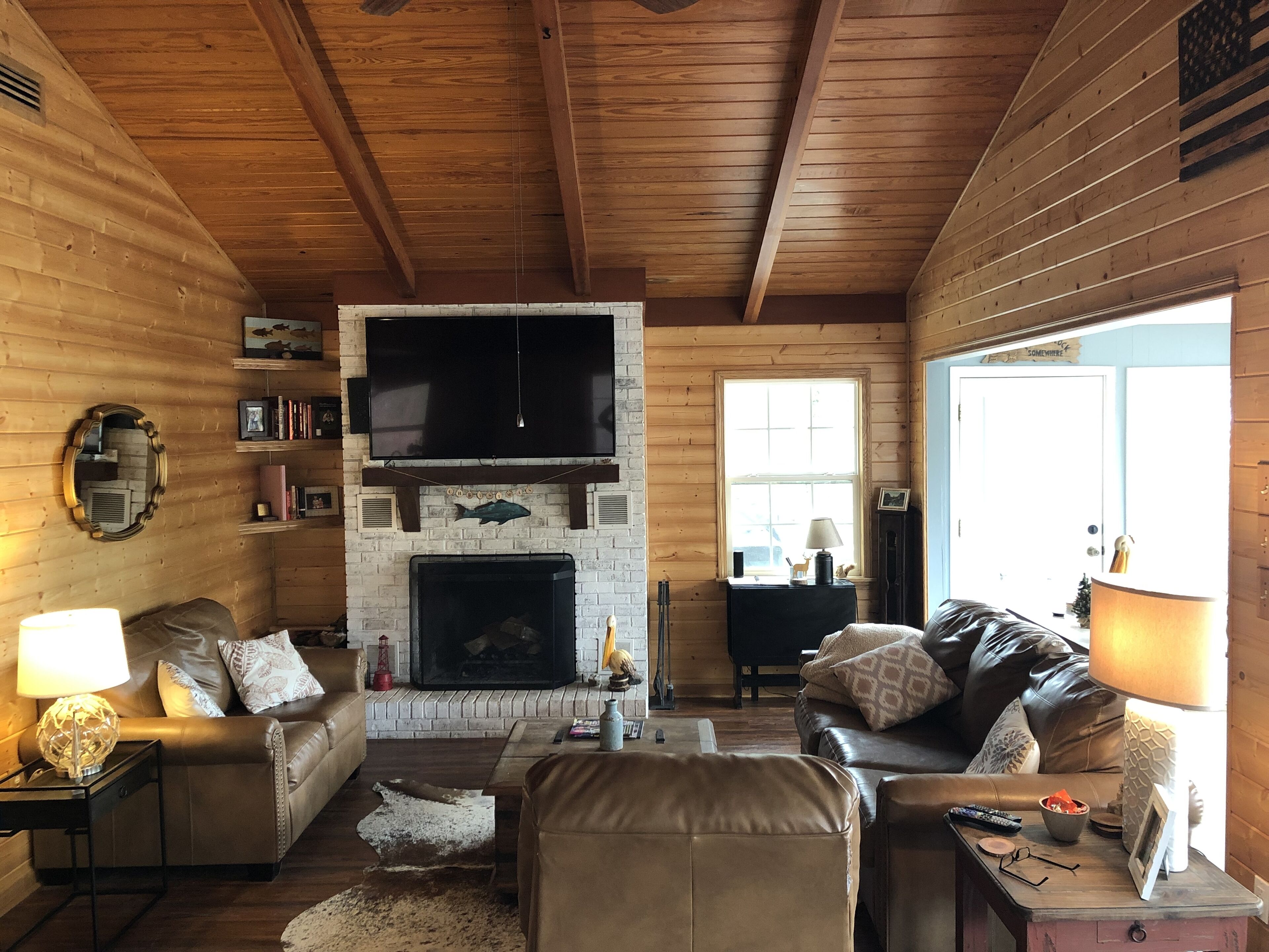 Beautiful Lakefront Home On Quiet South Toledo Bend Cove - Toledo Bend Reservoir