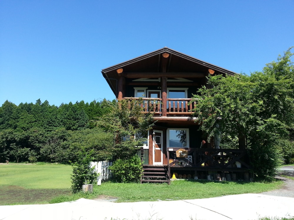 Lassy Condominium - Japan