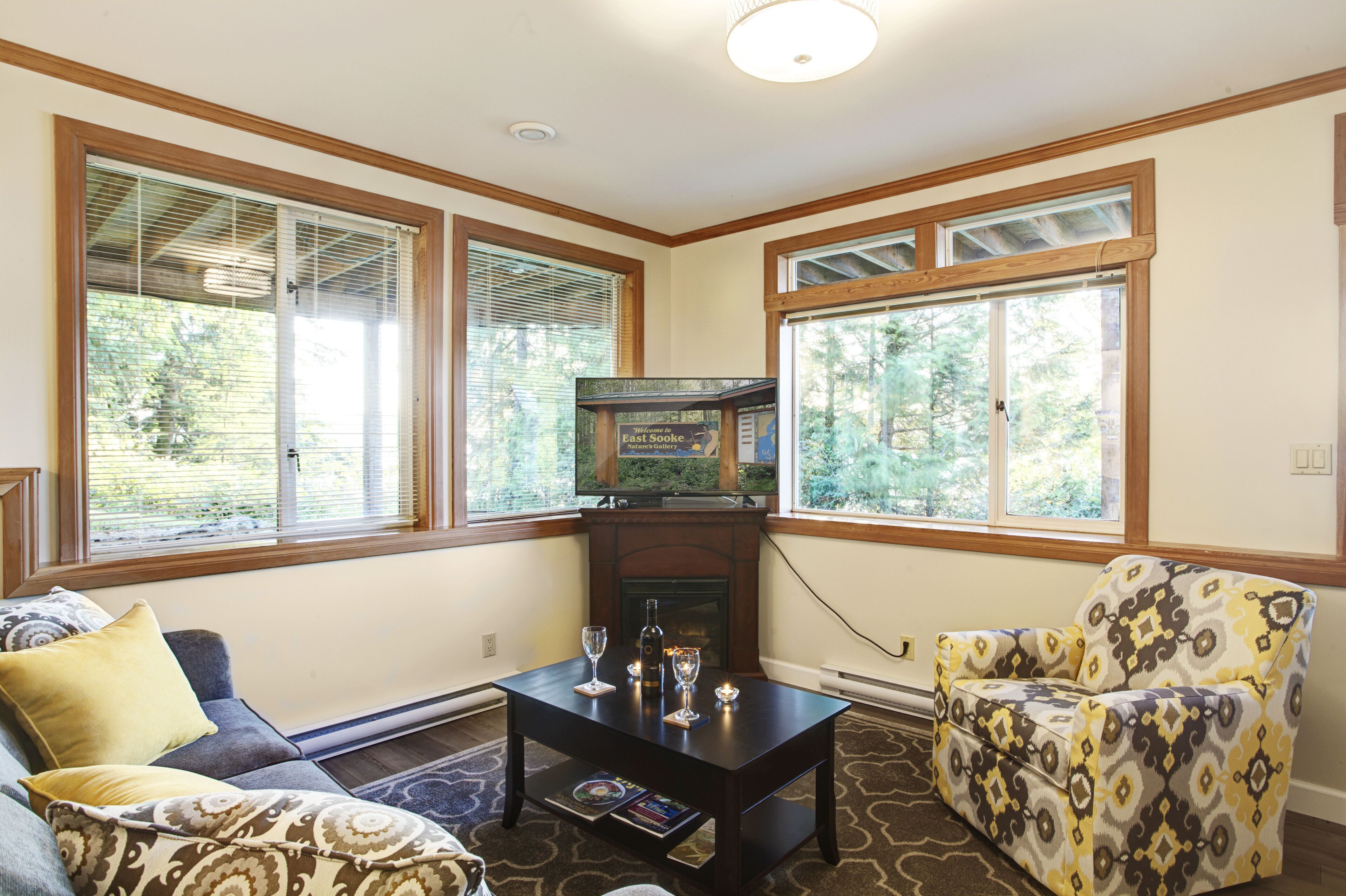 East Sooke Escape.  Something For Everyone Fishing, Hiking, Kayaking Or Relaxing - Sooke