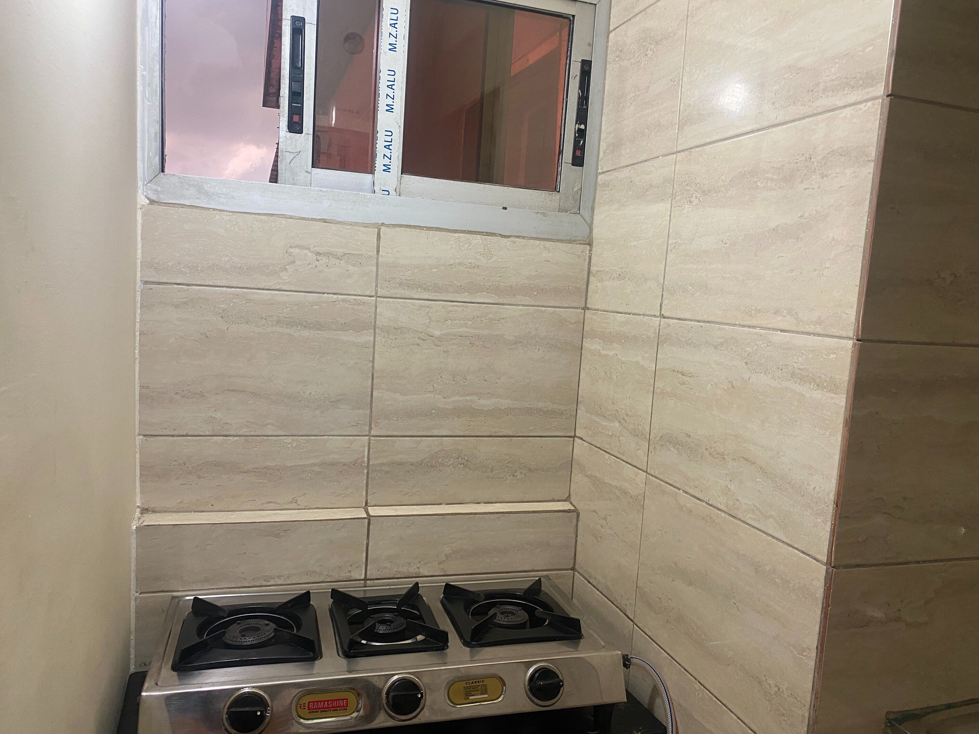 Estúdio | Cozinha privada | Refrigerador em uma área comum, micro-ondas em uma área comum