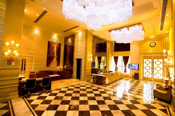 Stardom Resort - Jaipur