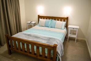 Casa Standard, 3 quartos, não fumadores | 3 quartos, secretária, ferro/tábua de engomar, Wi-fi grátis 