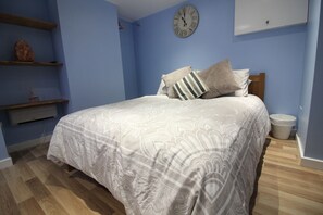 Suite-Estúdio Cidade, 1 cama de casal | Ferro/tábua de engomar, Wi-fi grátis 