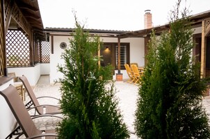 Apartamento Superior, 1 cama king-size e sofá-cama, vista para o parque | 1 quarto, roupa de alta qualidade, minibar, cofre no quarto 