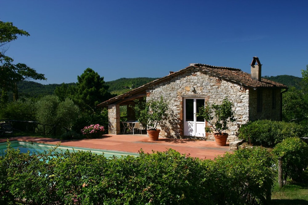 Tuscan House In Idyllic Scenic Tranquility In Hills Between Lucca And Sea Wifi - Lucca