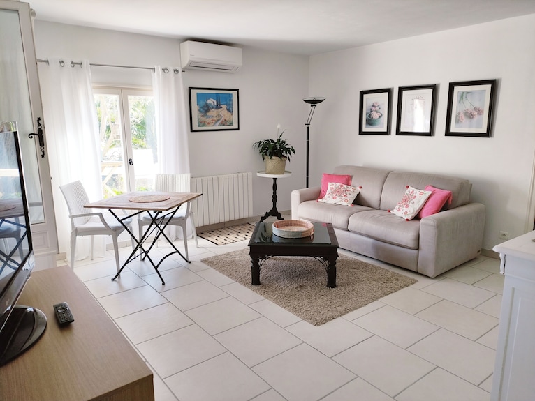 Saint Paul Appt 3 Pièces Dans Villa Provençal Avec Piscine Pour 4personnes - Saint-Paul-de-Vence