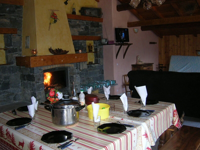 10-person Gîte In An Excellent Location ("3 Vallées" Ski Area And Vanoise National Park) - 프랑스