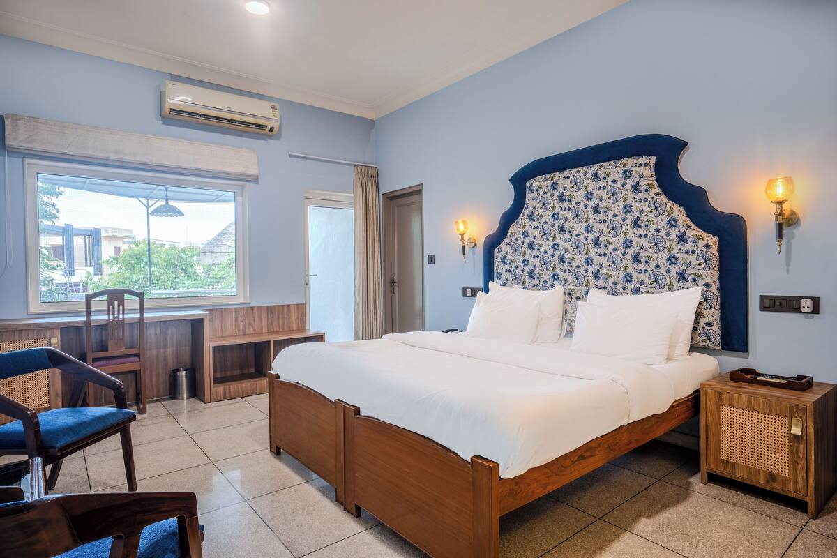 Quarto Duplo ou Twin de Luxo, 1 cama king-size, não fumadores, Vista para a cidade | 1 quarto, lençóis de algodão egípcio, roupa de alta qualidade