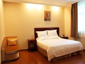 Cortinas/cortinados opacos, ferro/tábua de engomar, Wi-fi grátis