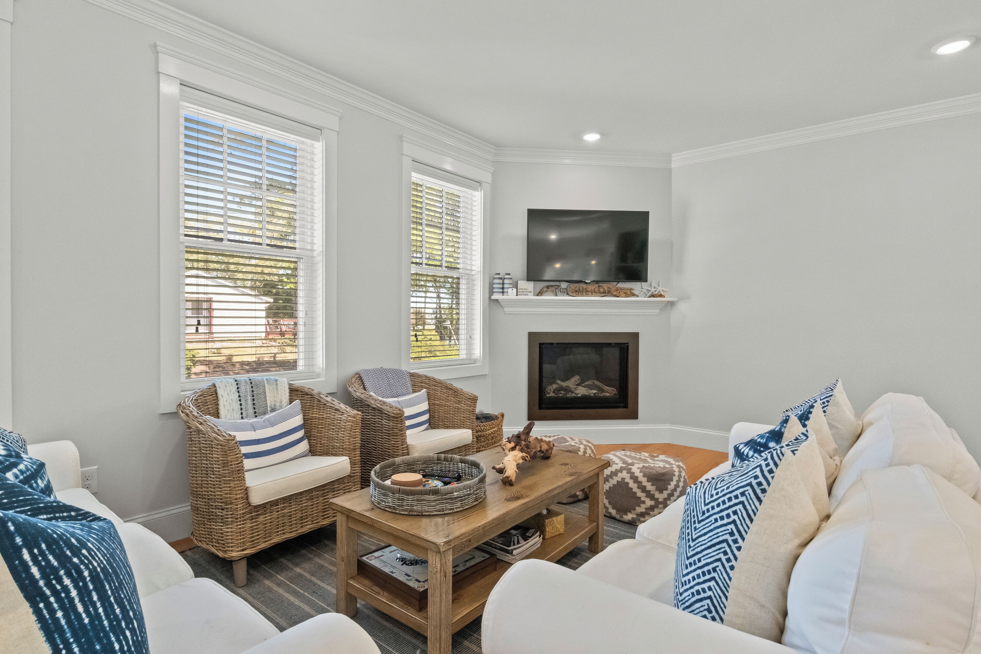 Popponesset-3 Bedrooms, 4 Baths, Sleeps 6, W/outdoor Shower - Mashpee, MA