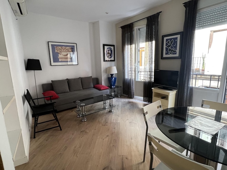Bonito Y Funcional Apartamento En Pleno Centro De Madrid - Parque del Oeste