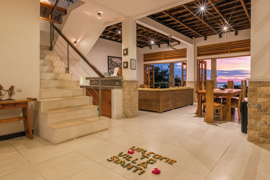 Luxury Villa Close To Lovina With Pool And Staff And Spectacular Views! - Bali