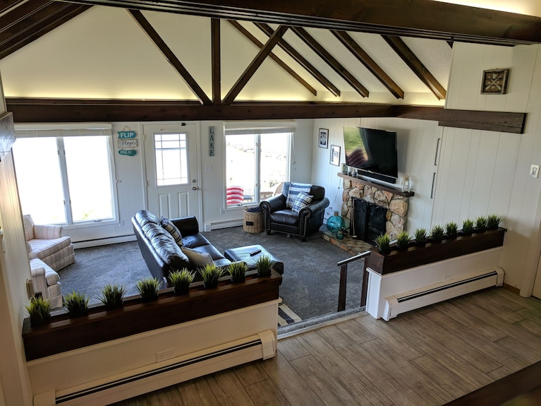 Hamptons Style Lake House On Sunset Point. With Water On Both The East And West! - Minnesota