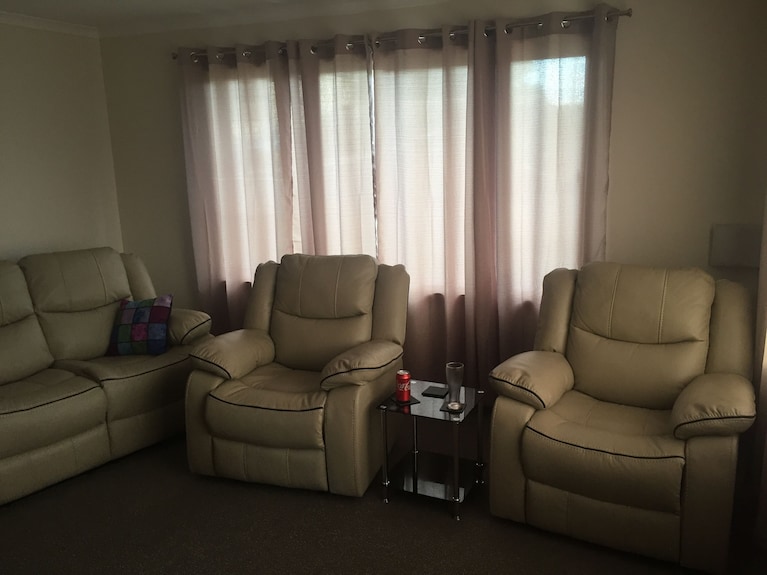 Comfortable 3 Bedroom Home With All The Facilities To Accommodate 6 People. - Tasmania