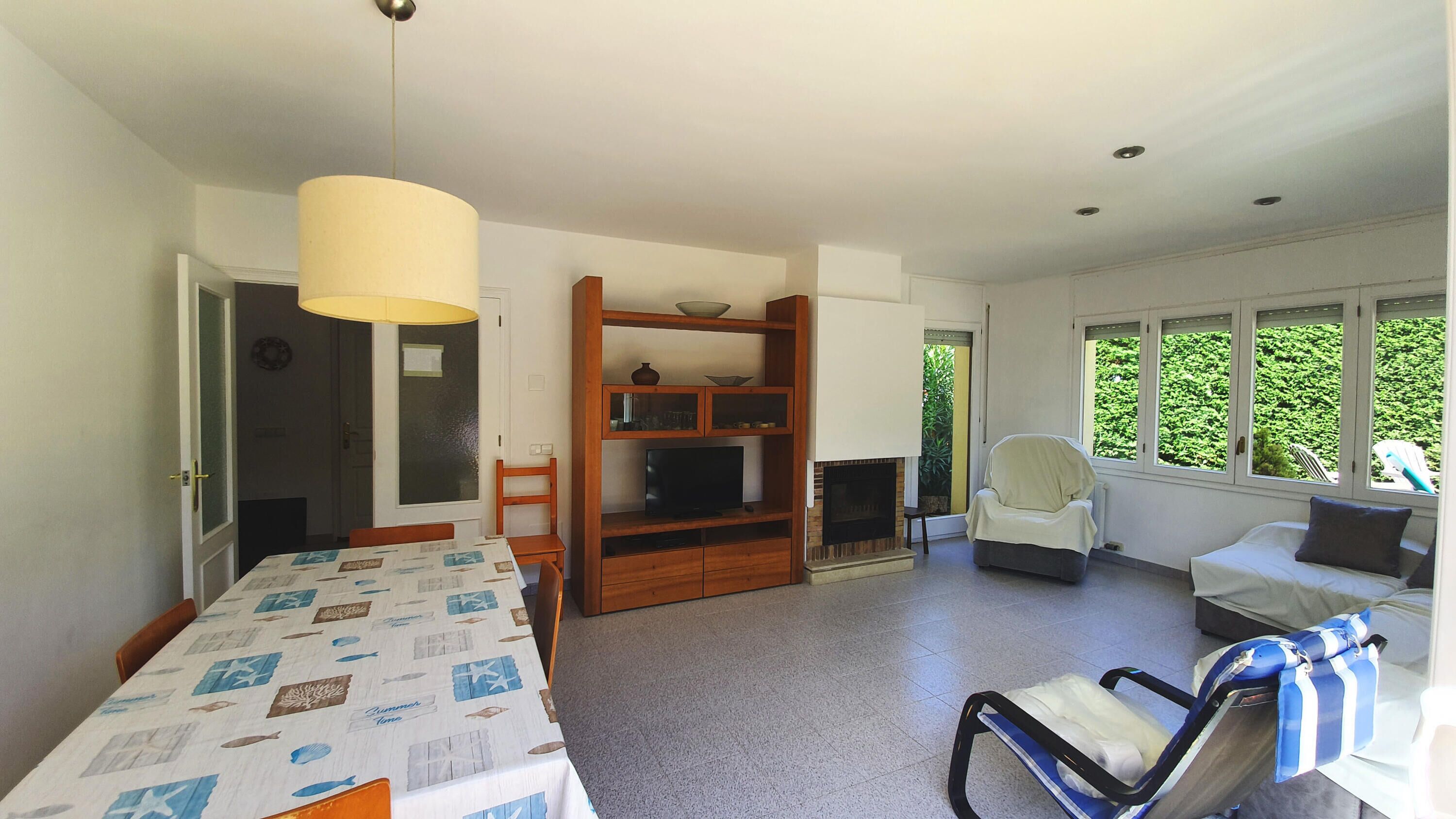 Villa Pals Carles Alquiler Casa En Pals Con Piscina Privada Vallada Y Wifi Gratis - Estartit