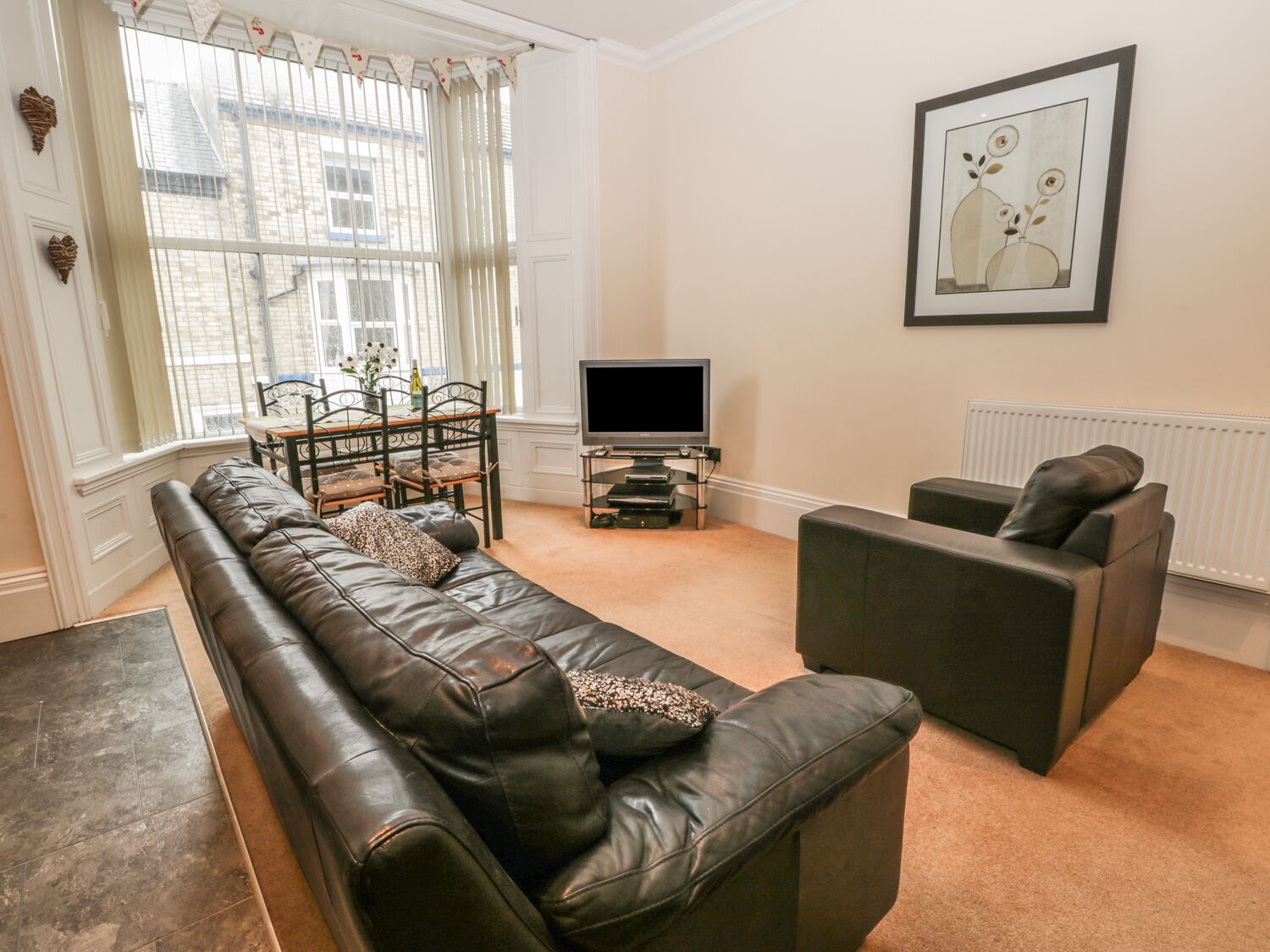 Flat 4, Pet Friendly In Whitby - Robin Hood's Bay