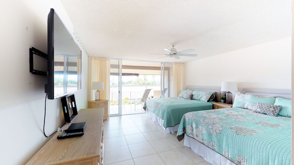 Maui's #1 Kaanapali Beach, Top Floor, 3 Beds L200 - Maui, HI
