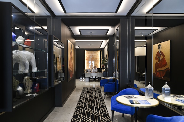 Hôtel Restaurant Le Touring - Var