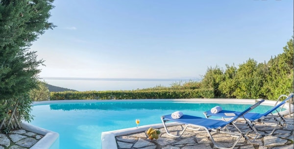 Agios Nikitas Villas - Lefkada