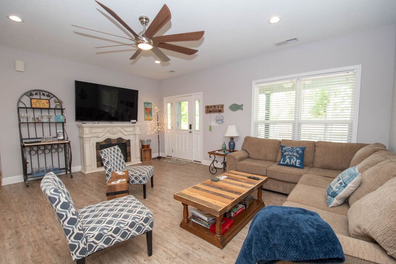 Paraíso En El Lago Martin! Nueva Casa Hermosa Para Los Fines De Semana De Auburn Football! - Dadeville, AL