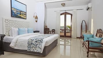 Minibar, cofre com capacidade para portátil