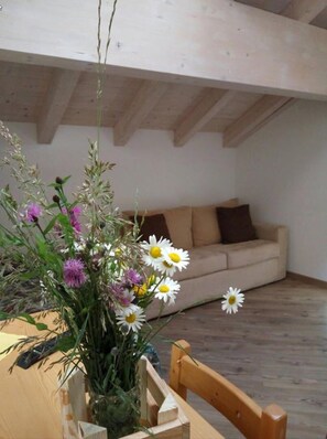 Suíte | Área de estar | TV de tela plana