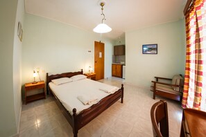 Apartamento conforto, 1 quarto | Cortinas blackout, quartos à prova de som, ferros/tábuas de passar roupa