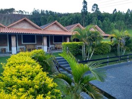 Fachada da propriedade