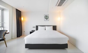 Premium Double Half Ocean (Free Swimming Pool Access / Lowest Price Purchase for Cruise & Art Land) | Roupa de alta qualidade, cortinas/cortinados opacos 
