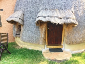 Bungalow Tradicional (2) | Cofre no quarto, roupa de cama fornecida 