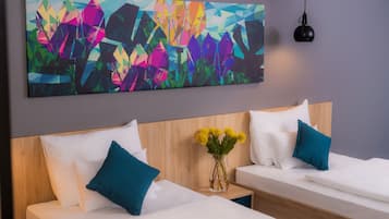 Quarto duplo | Frigobar, cofres nos quartos, escrivaninha, quartos à prova de som