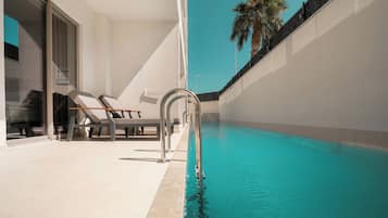 Suite Elite | Roupa de alta qualidade, minibar, cofre com capacidade para portátil