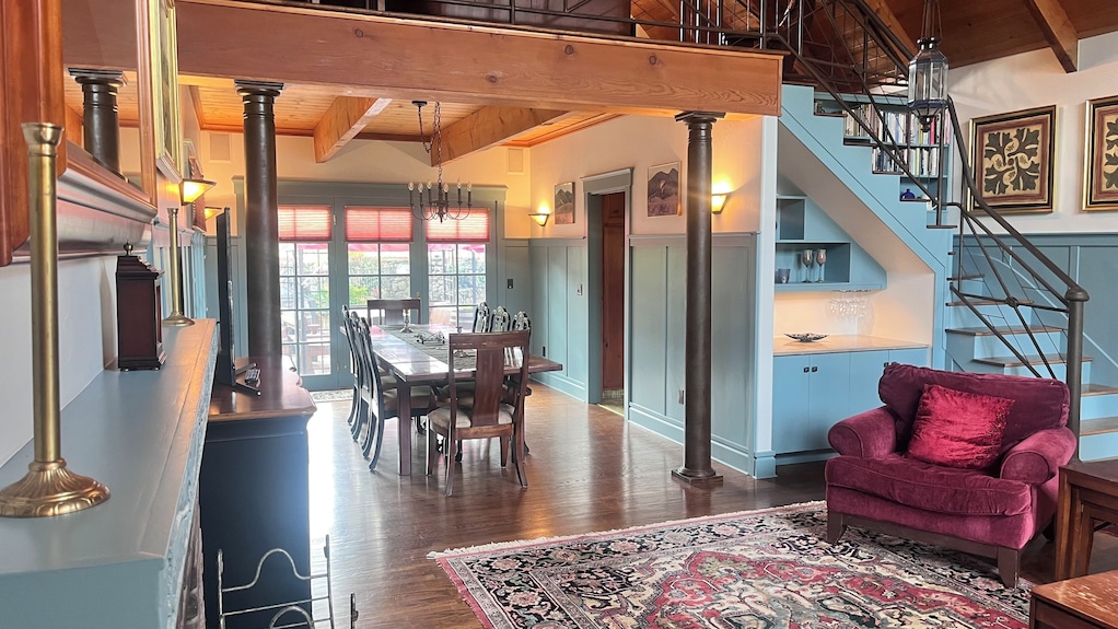 Secluded Arts And Crafts Wine Country Estate - Marin County, CA