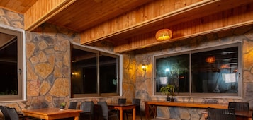 Café da manhã, almoço e jantar