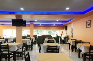 Pequeno-almoço tipo buffet diário incluído 