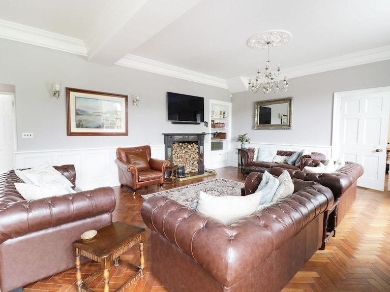 Bryn Derwen、ペット可、ベセスダのホットタブ付き、ref 921921 - バンガー