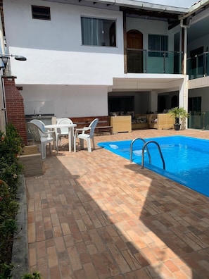 Piscina externa