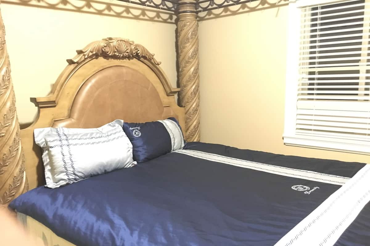 Quarto casal conforto, banheiro privativo | 1 quarto, roupas de cama premium, Wi-Fi de cortesia