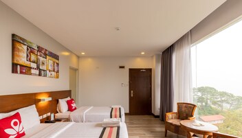 Ferro/tábua de engomar, Wi-fi grátis, roupa de cama fornecida 