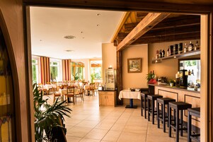 Bar (no alojamento)