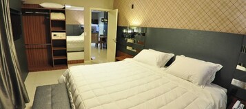 Suíte luxo | Frigobar, cofres nos quartos, escrivaninha, cortinas blackout