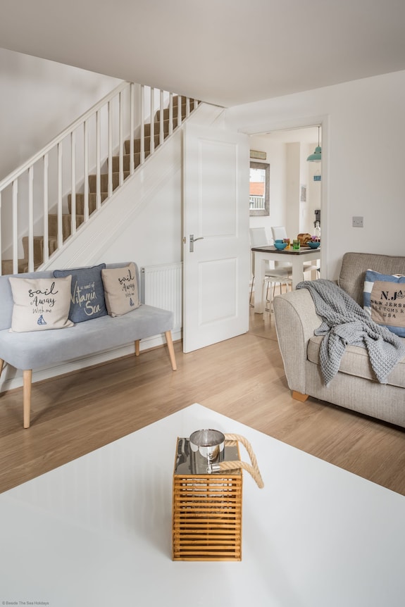 The Beach House - A Cottage That Sleeps 6 Guests In 3 Bedrooms - Kent