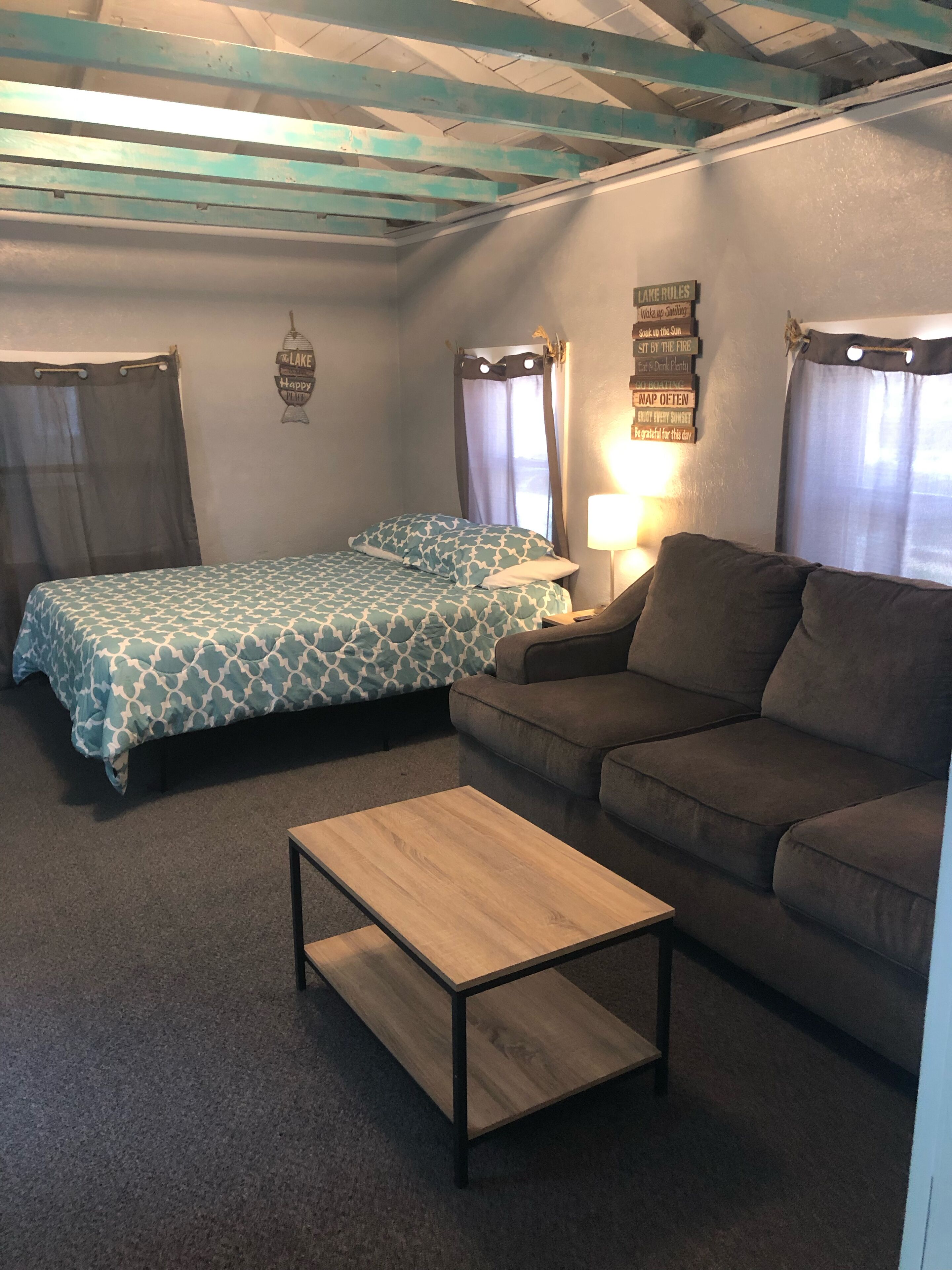 Lisa Cottage Located 5 Min Walk From Arnolds Park! - Okoboji, IA