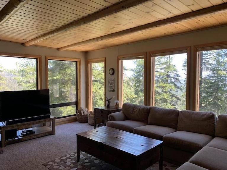Timber Ridge #35 - Corner Unit With Incredible View, In Room Laundry, 2 Car Garage, Ski In/out - Mammoth Lakes, CA