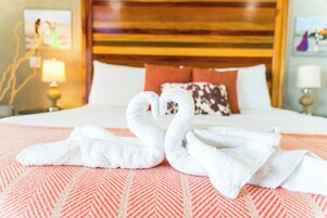 Quarto de Luxo, 1 cama king-size, varanda (Wood Room) | Roupa de alta qualidade, edredões de penas 