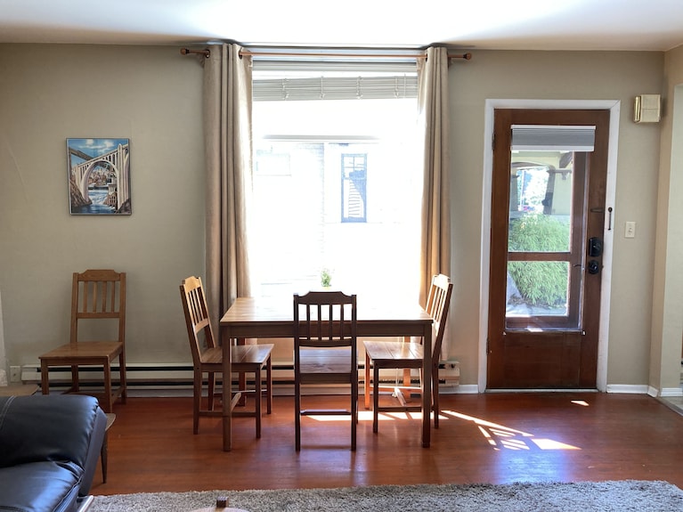 Ground Floor Private Apartment Near Manito Park, Downtown, And Sacred Heart - State of Washington